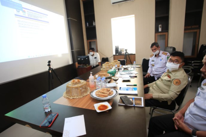 Walikota Palopo Ikuti Zoom Meeting Bersama Presiden RI Joko Widodo, Persiapan Vaksinasi Merdeka ...